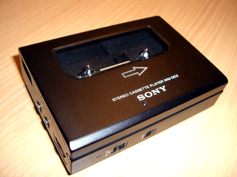 tubegeek.de - Sony WM-DC2 Walkman (1986)